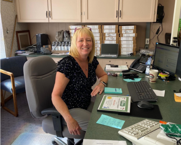 November 2020 Magician of the Month – Patti Stout